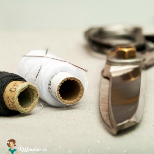 How To Make A Pillow Sham or Cover {sewing pattern} – Tip Junkie