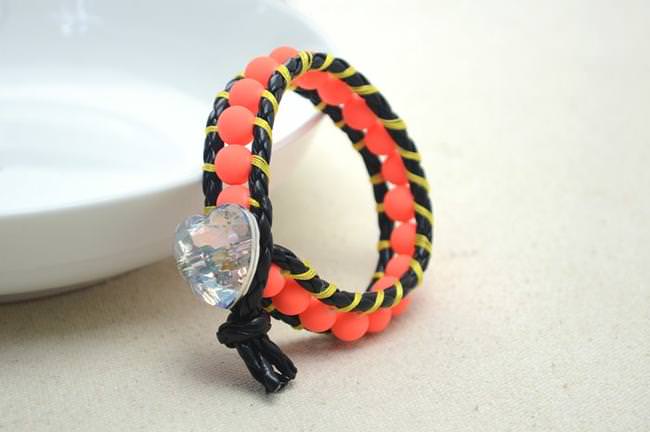 Leather Wrap Bracelet Tutorial – Tip Junkie