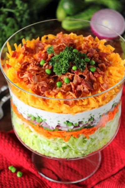 9 Simple Layered Salad Recipes Tip Junkie
