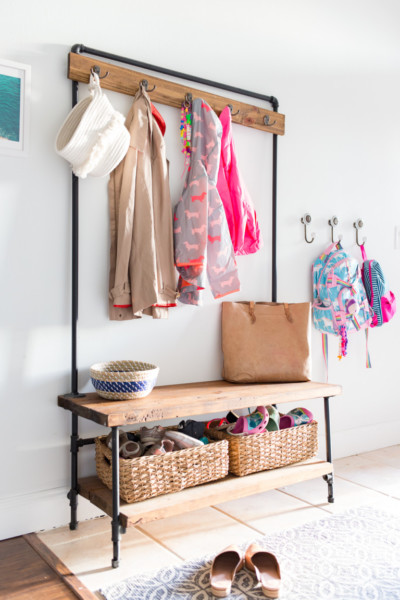 13 DIY Entryway Organization Ideas – Tip Junkie