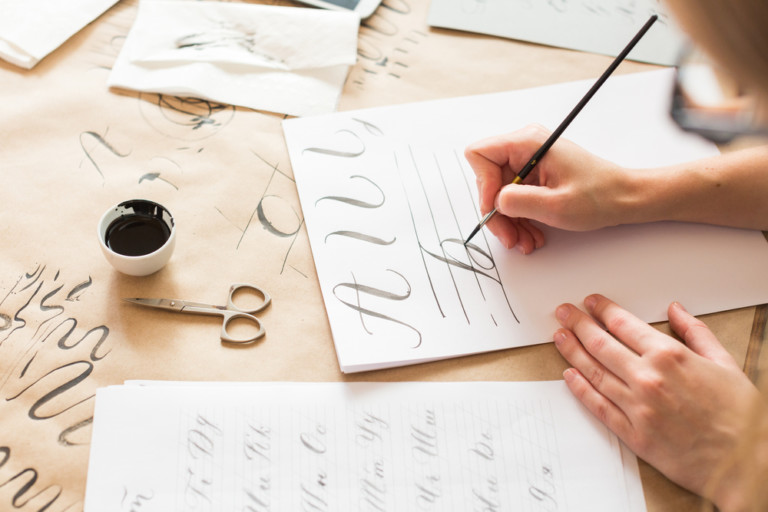 9 Free Hand Lettering Practice Sheets – Tip Junkie