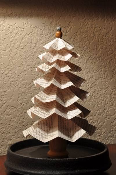 Book Paper Holiday Tree {to-make} – Tip Junkie
