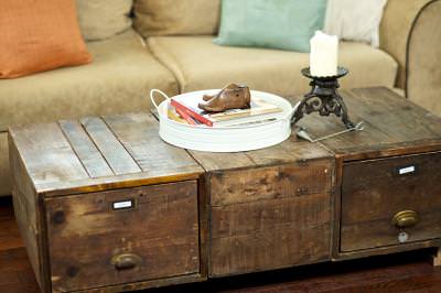 DIY Coffee Table {trash to treasure} – Tip Junkie