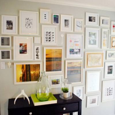 How to Make a Photo Wall {hanging a picture} – Tip Junkie