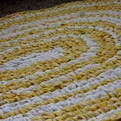 How to Make a Rag Rug {video tutorial} – Tip Junkie