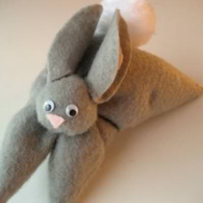 How to Make Felt Easter Bunnies [tutorial} – Tip Junkie