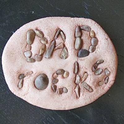Dad Rocks Paperweight: Father’s Day Craft – Tip Junkie