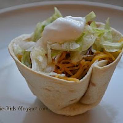 Homemade Taco Bowls – Tip Junkie