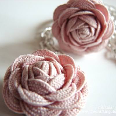 Fabric Flowers from Rick Rack {Tutorial} – Tip Junkie