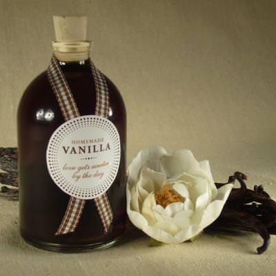 Homemade Vanilla Favors {Edible Gifts} – Tip Junkie