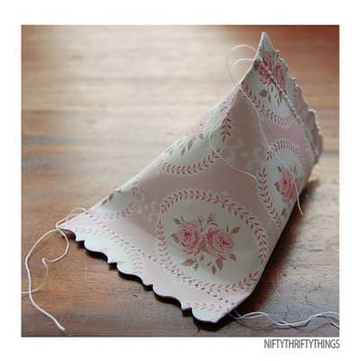 Sewn Paper Treat Boxes – Tip Junkie