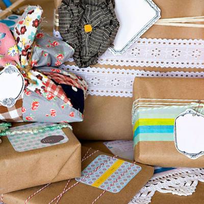 Gift Wrapping Flair {Simple Paper Crafts} – Tip Junkie