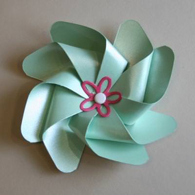 How to Assemble the Pinwheel Die {Cutter} – Tip Junkie