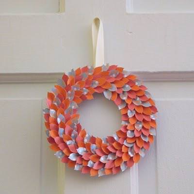 How to make a Paper Spring Wreath {Paper Crafts} – Tip Junkie