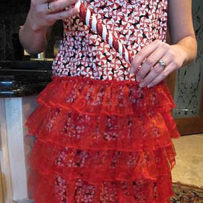 Christmas Ruffle Apron {Celebrations} – Tip Junkie