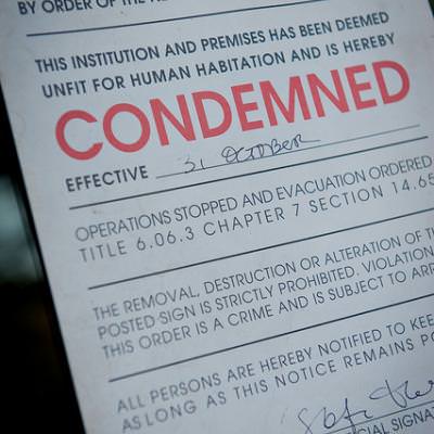 Condemned Sign for Halloween {Halloween Printable} – Tip Junkie