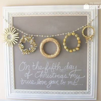 Five Gold Rings Christmas Wreath {christmas diy} – Tip Junkie