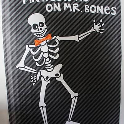 Pin the Bow Tie on Mr. Bones {halloween games} – Tip Junkie