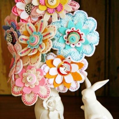 Spring Fabric Flowers {Spring Patterns} – Tip Junkie